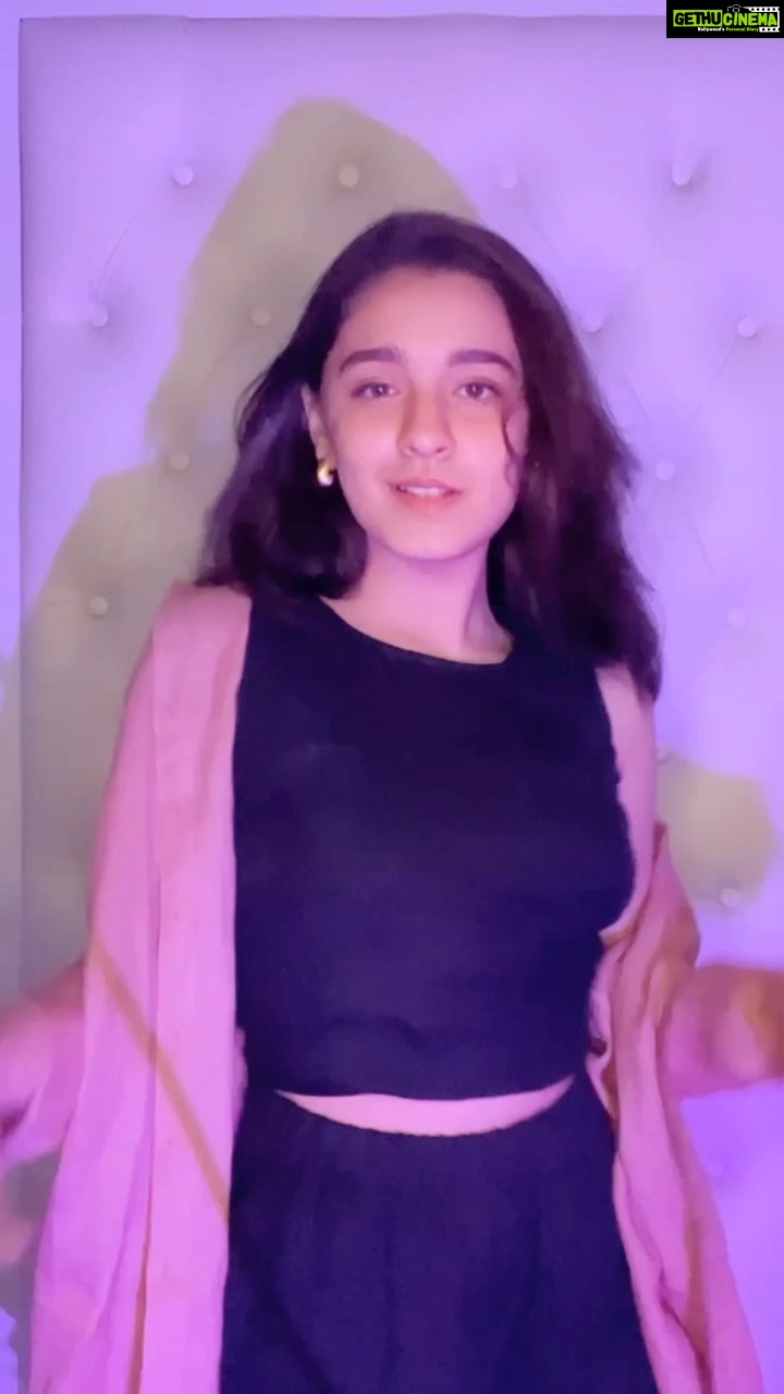 Actress Naisha Khanna HD Instagram Photos and Wallpapers April 2023 ...