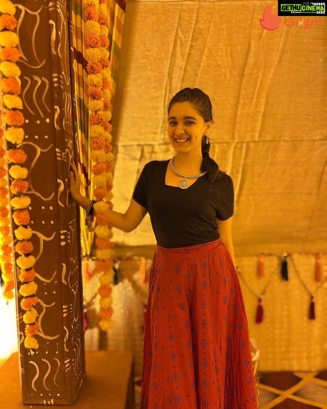 Actress Naisha Khanna HD Instagram Photos and Wallpapers January 2023 ...