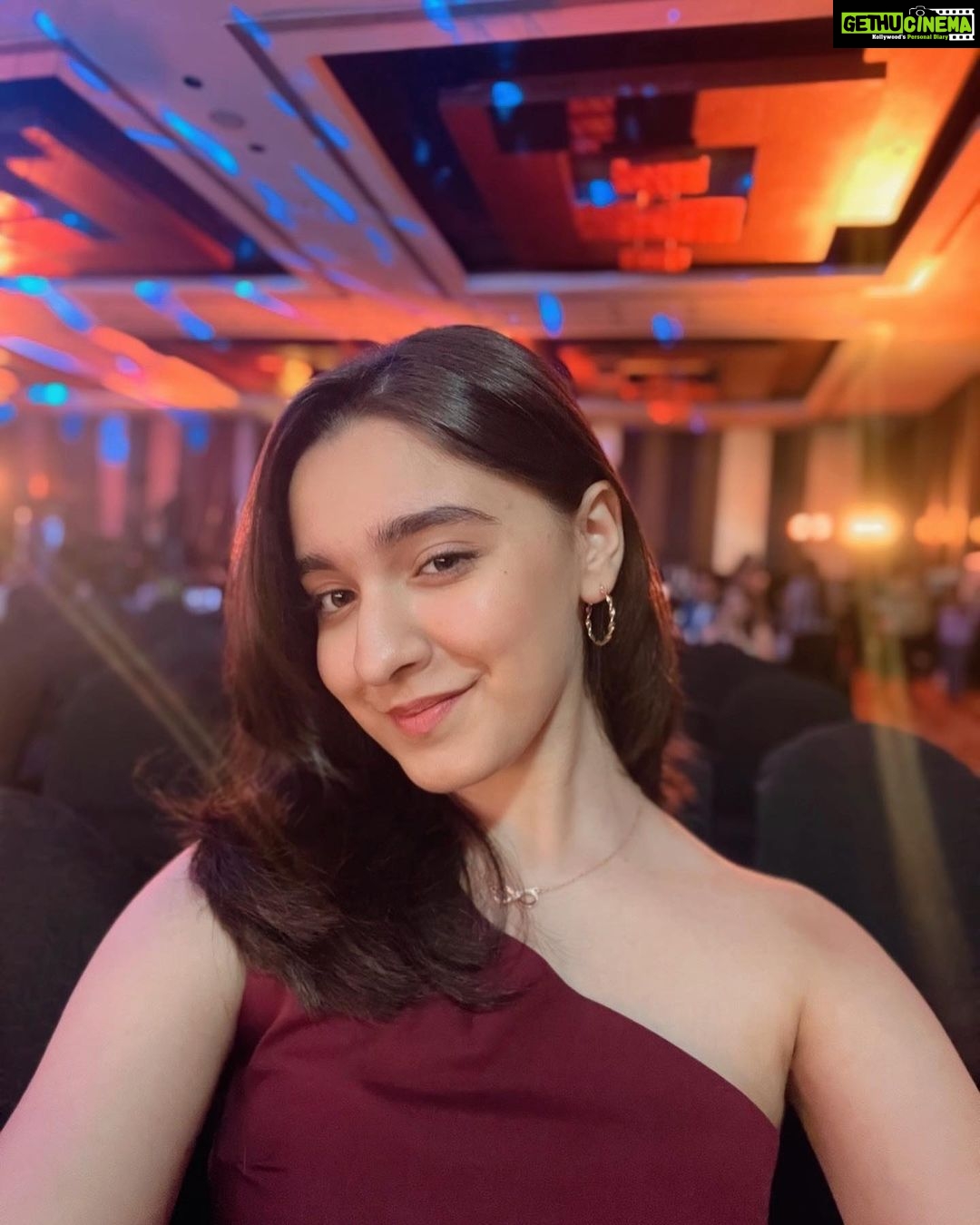 Actress Naisha Khanna HD Instagram Photos and Wallpapers April 2023 ...