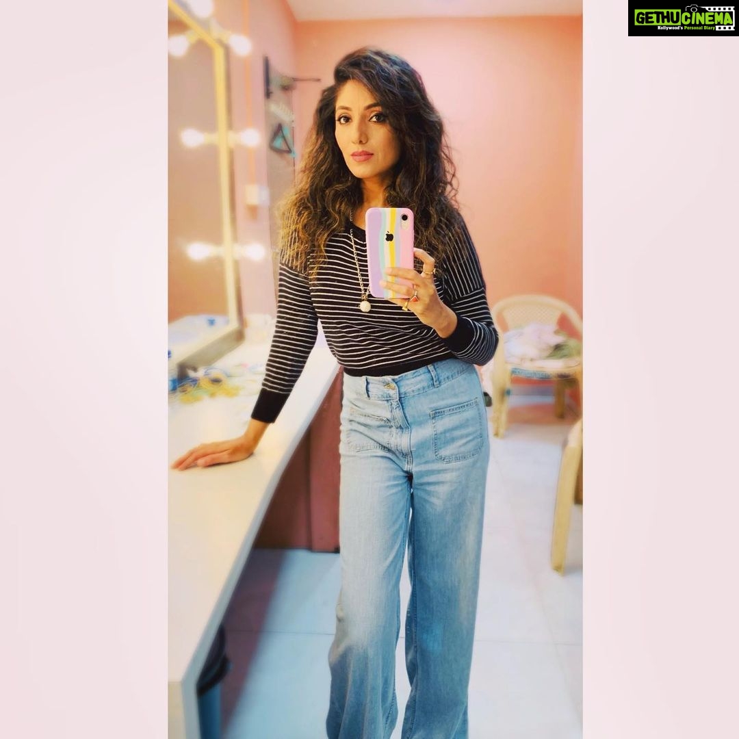 Neha Prajapati Instagram – Just like that..💙 #Bhagyalakshmi #bts # ...