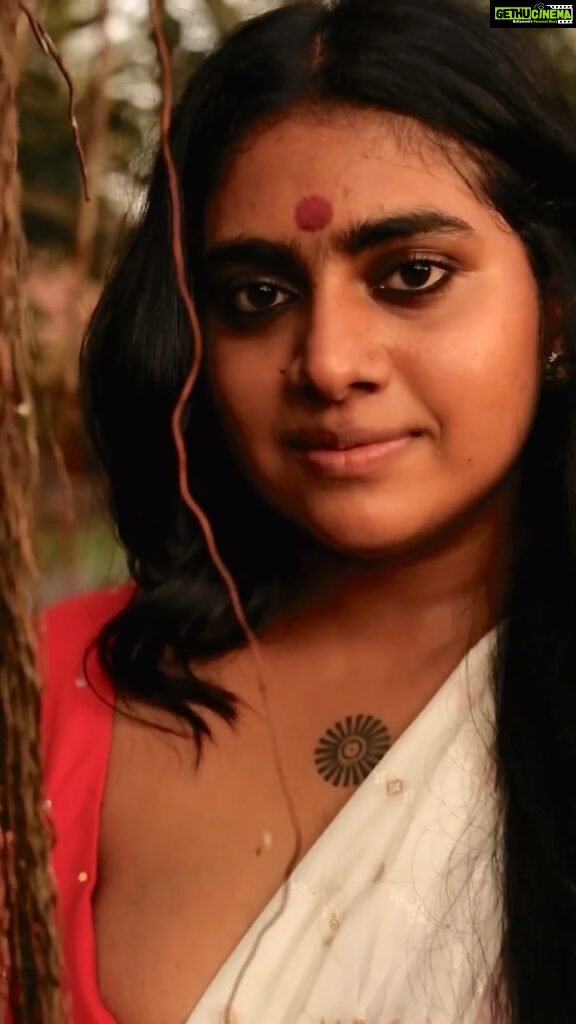 Actress Nimisha Sajayan HD Instagram Photos and Wallpapers December ...