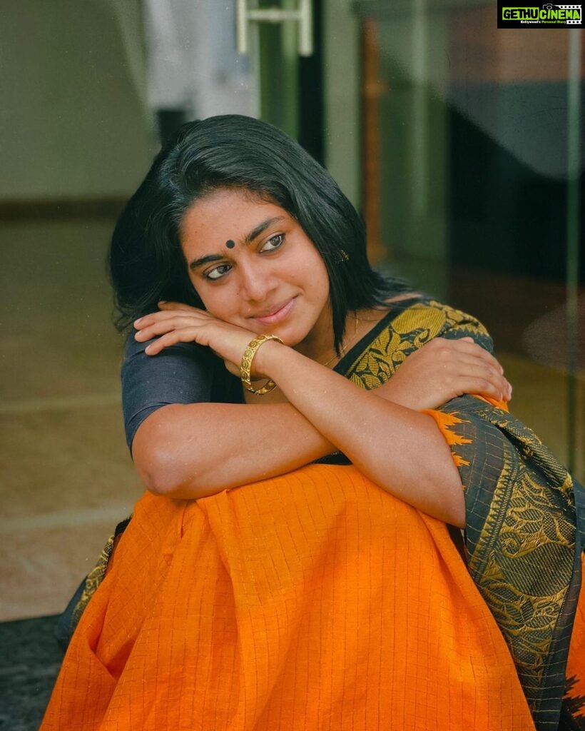 Actress Nimisha Sajayan HD Instagram Photos and Wallpapers December ...