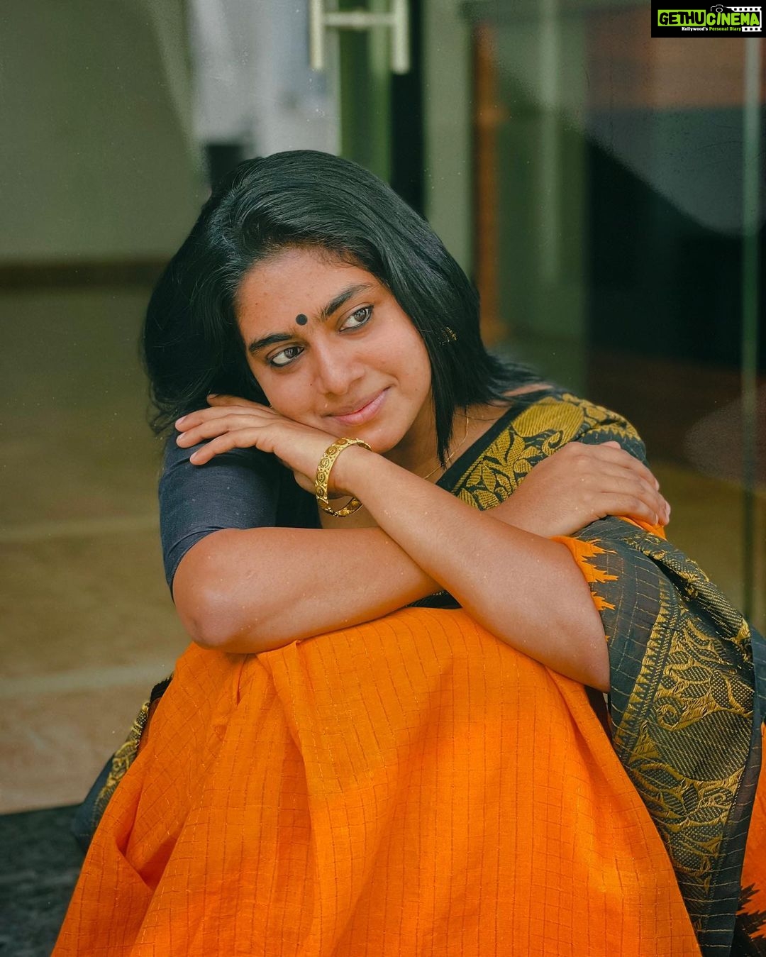 Actress Nimisha Sajayan HD Instagram Photos and Wallpapers December ...