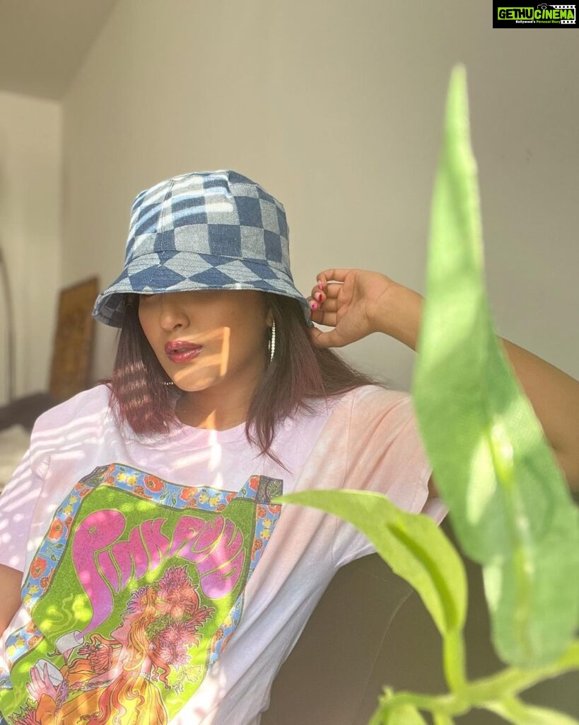 Actress Nimrit Kaur Ahluwalia HD Photos and Wallpapers August 2022 ...