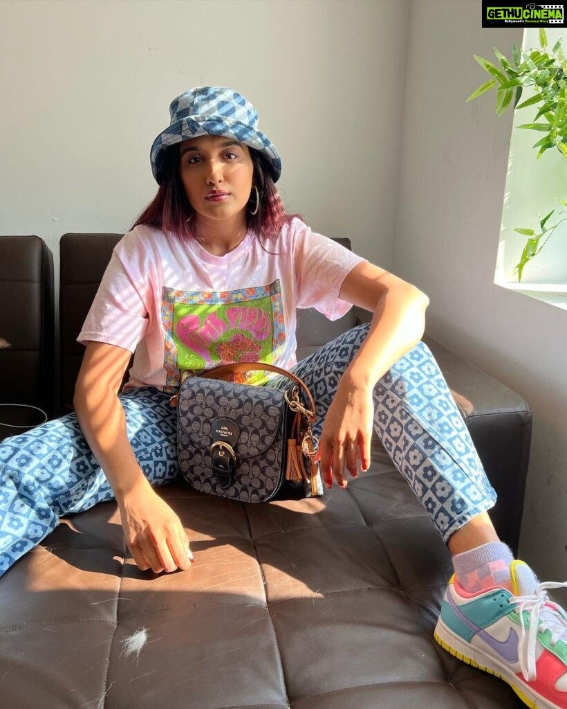 Actress Nimrit Kaur Ahluwalia HD Photos and Wallpapers August 2022 ...