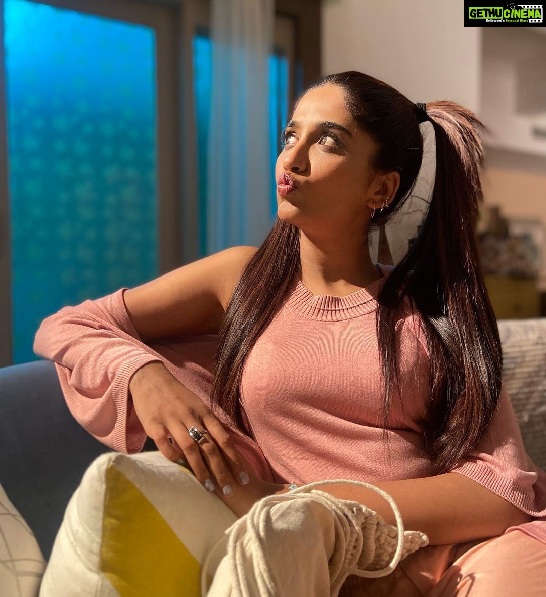 Actress Nimrit Kaur Ahluwalia HD Photos and Wallpapers August 2021 ...