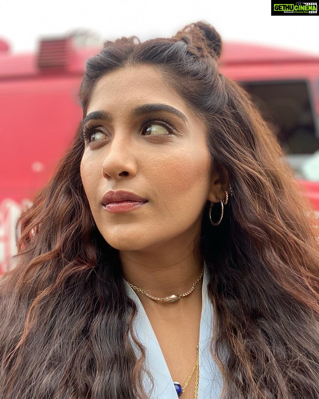 Actress Nimrit Kaur Ahluwalia HD Instagram Photos and Wallpapers August ...