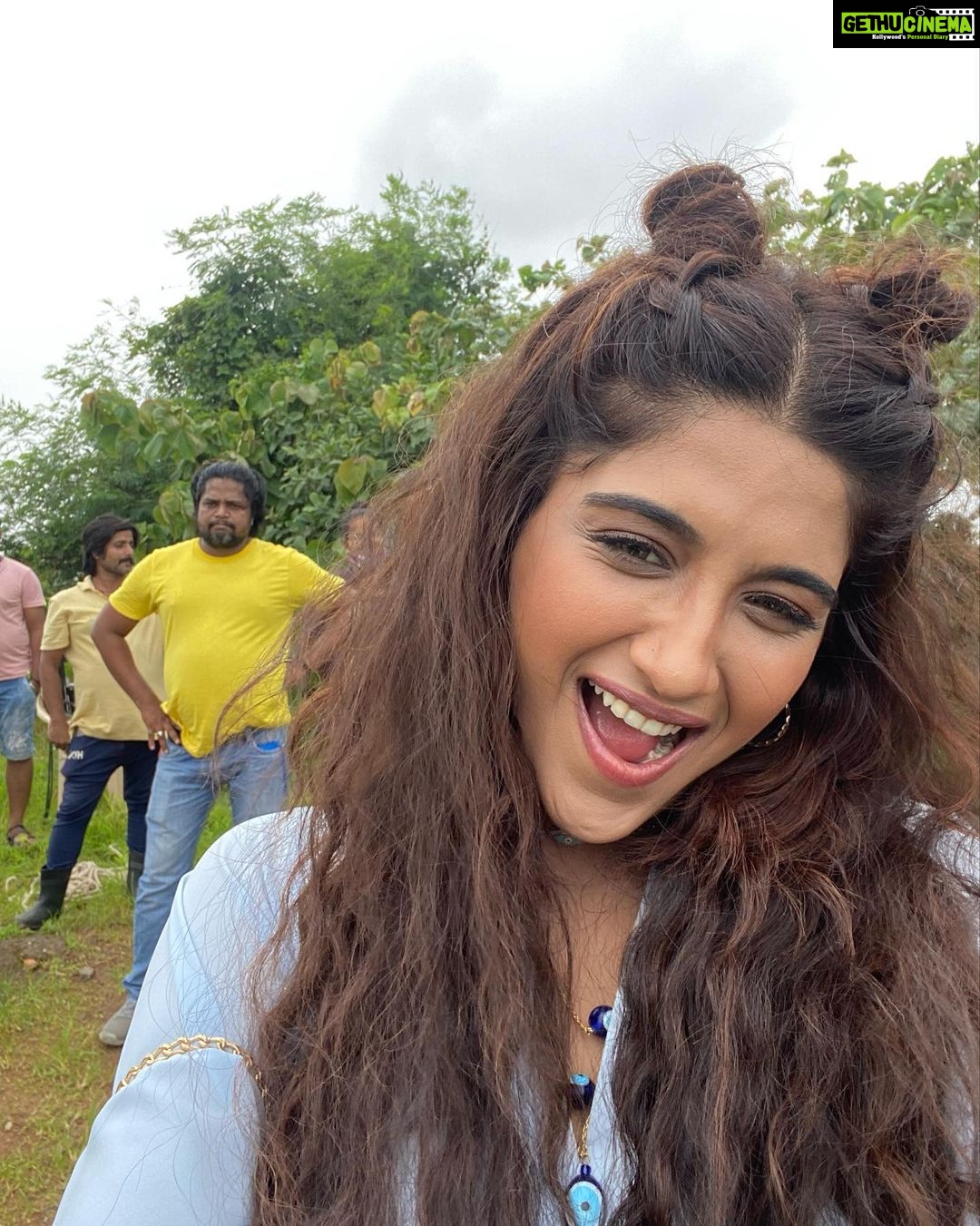 Actress Nimrit Kaur Ahluwalia HD Instagram Photos and Wallpapers August ...