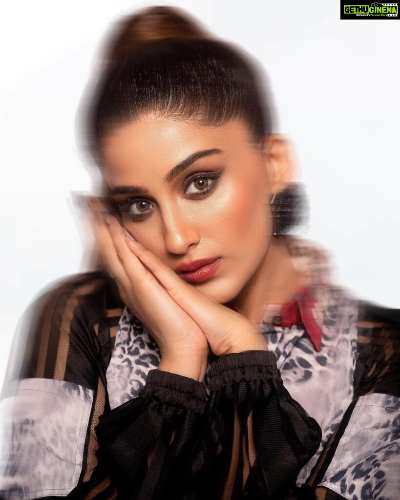 Actress Nimrit Kaur Ahluwalia HD Instagram Photos and Wallpapers April ...