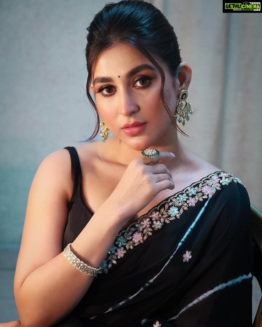 Actress Oindrila Sen HD Photos and Wallpapers April 2023 - Gethu Cinema