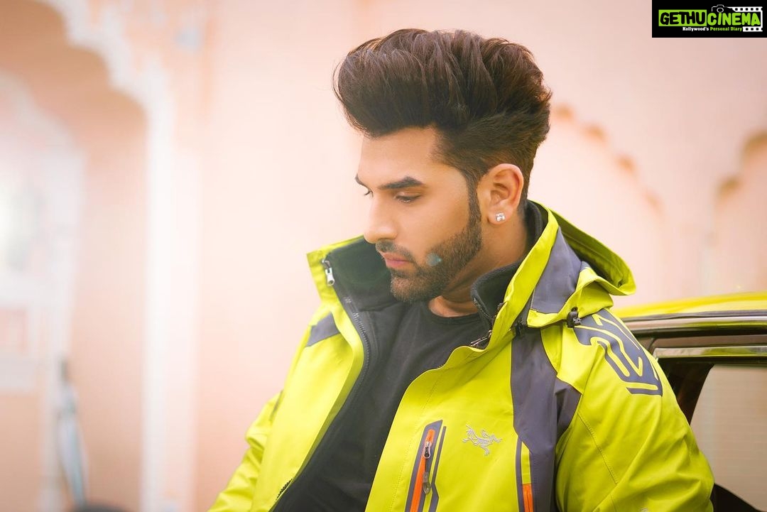 Paras Chhabra Instagram – Old school #paraschhabra #abrakadabra Mohali ...