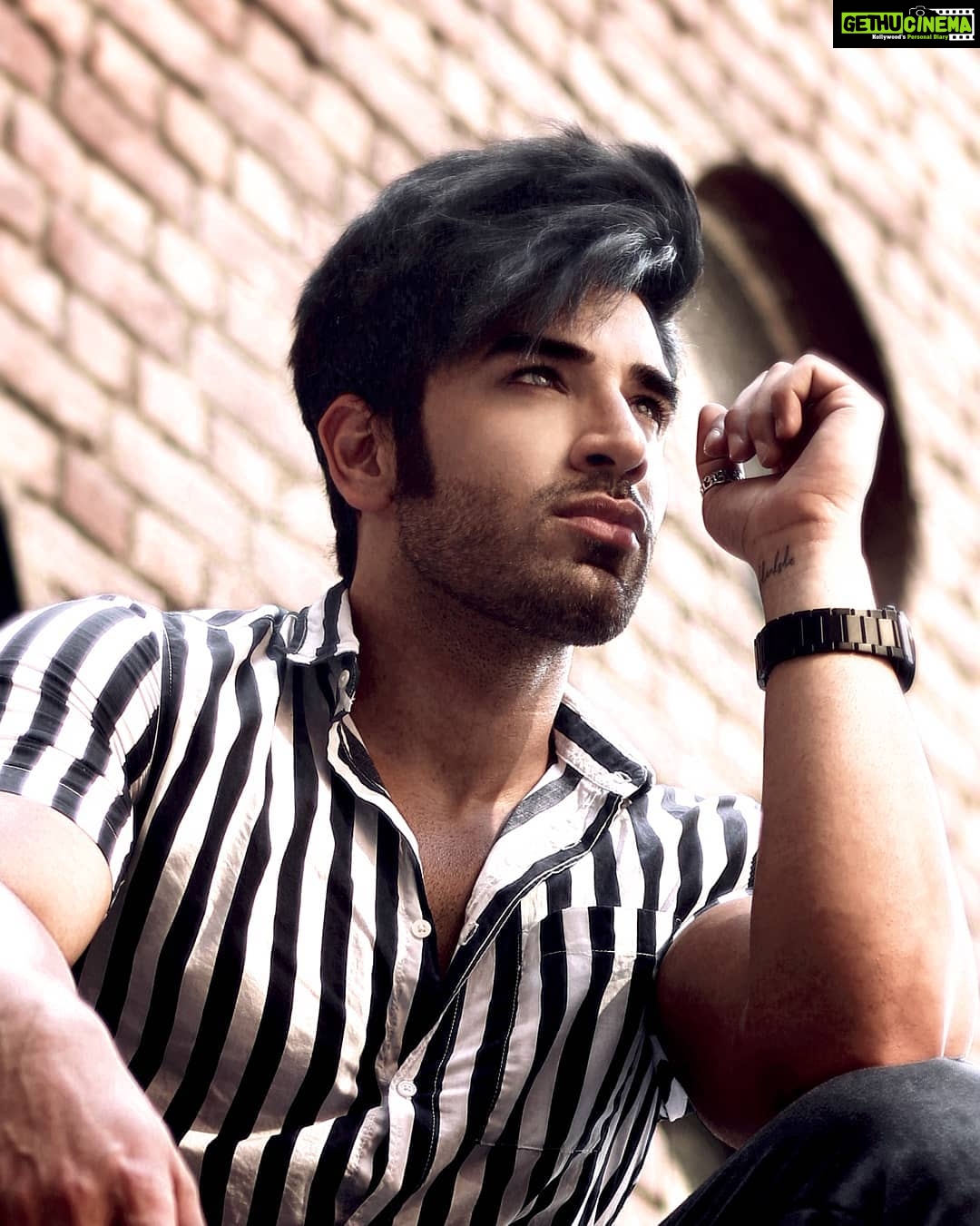 Actor Paras Chhabra HD Photos and Wallpapers June 2019 - Gethu Cinema