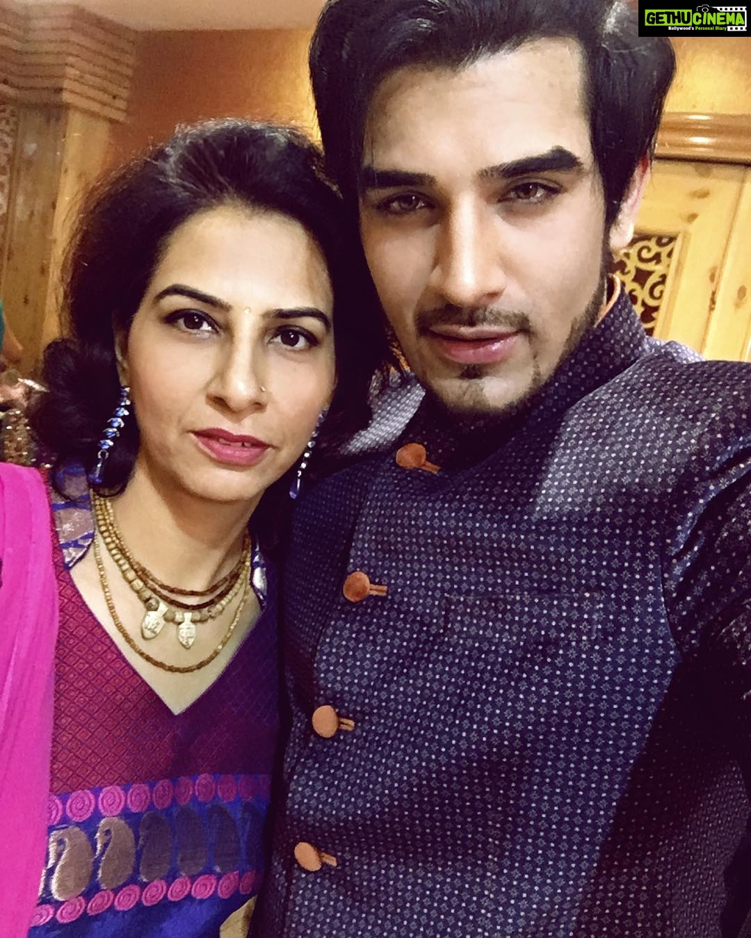 Actor Paras Chhabra HD Photos and Wallpapers January 2017 - Gethu Cinema