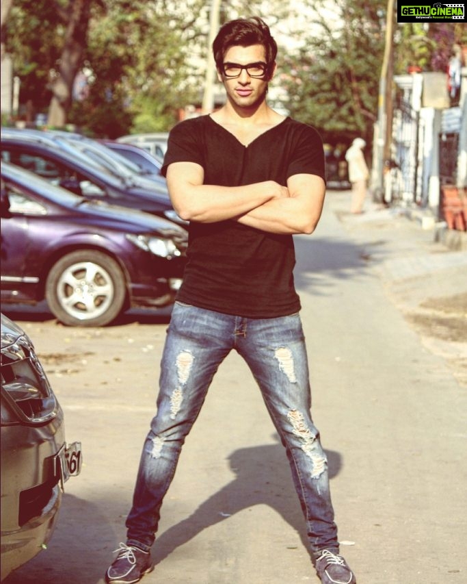 Actor Paras Chhabra HD Photos and Wallpapers November 2016 - Gethu Cinema