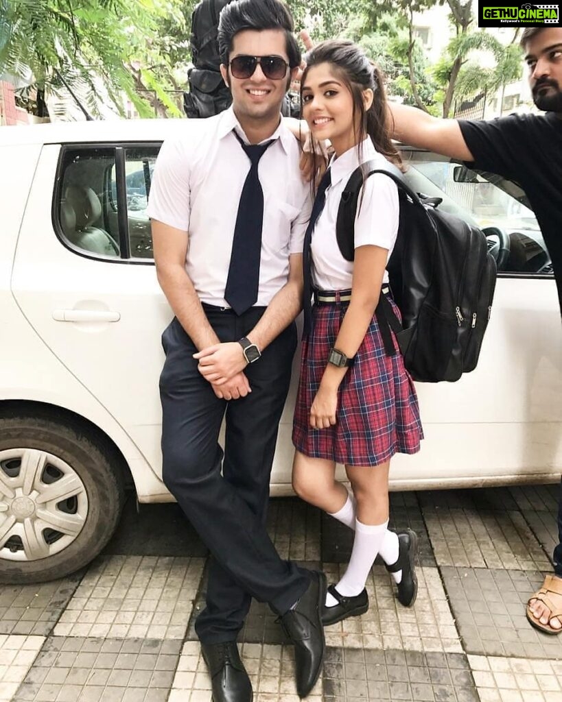 Pranali Rathod Instagram - Glamour never takes a day off🖤 - Gethu Cinema
