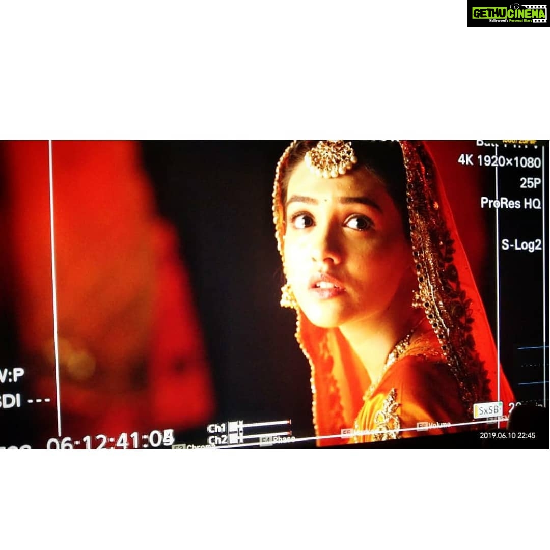 Pranali Rathod Instagram – Duniya ki nazron mein ye rog hai Ho jinko ...