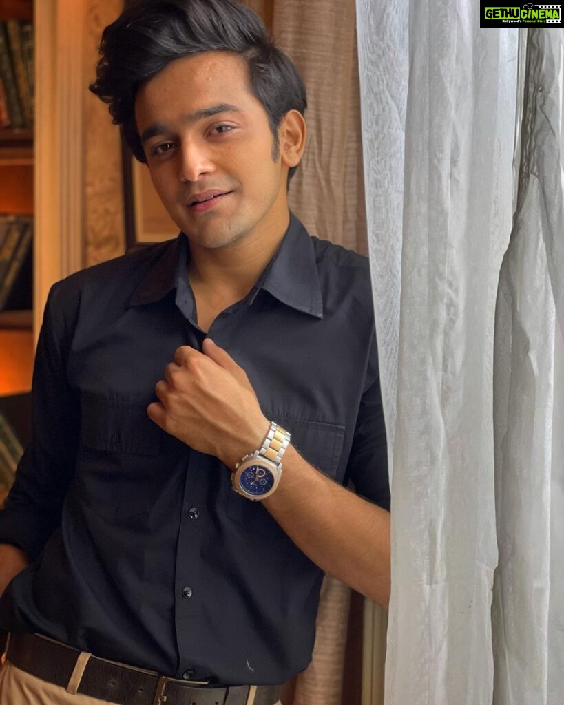 Actor Pravisht Mishra HD Instagram Photos and Wallpapers February 2022 ...