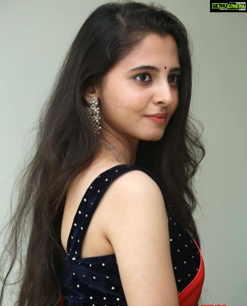 Actress Preethi Asrani HD Instagram Photos and Wallpapers September ...