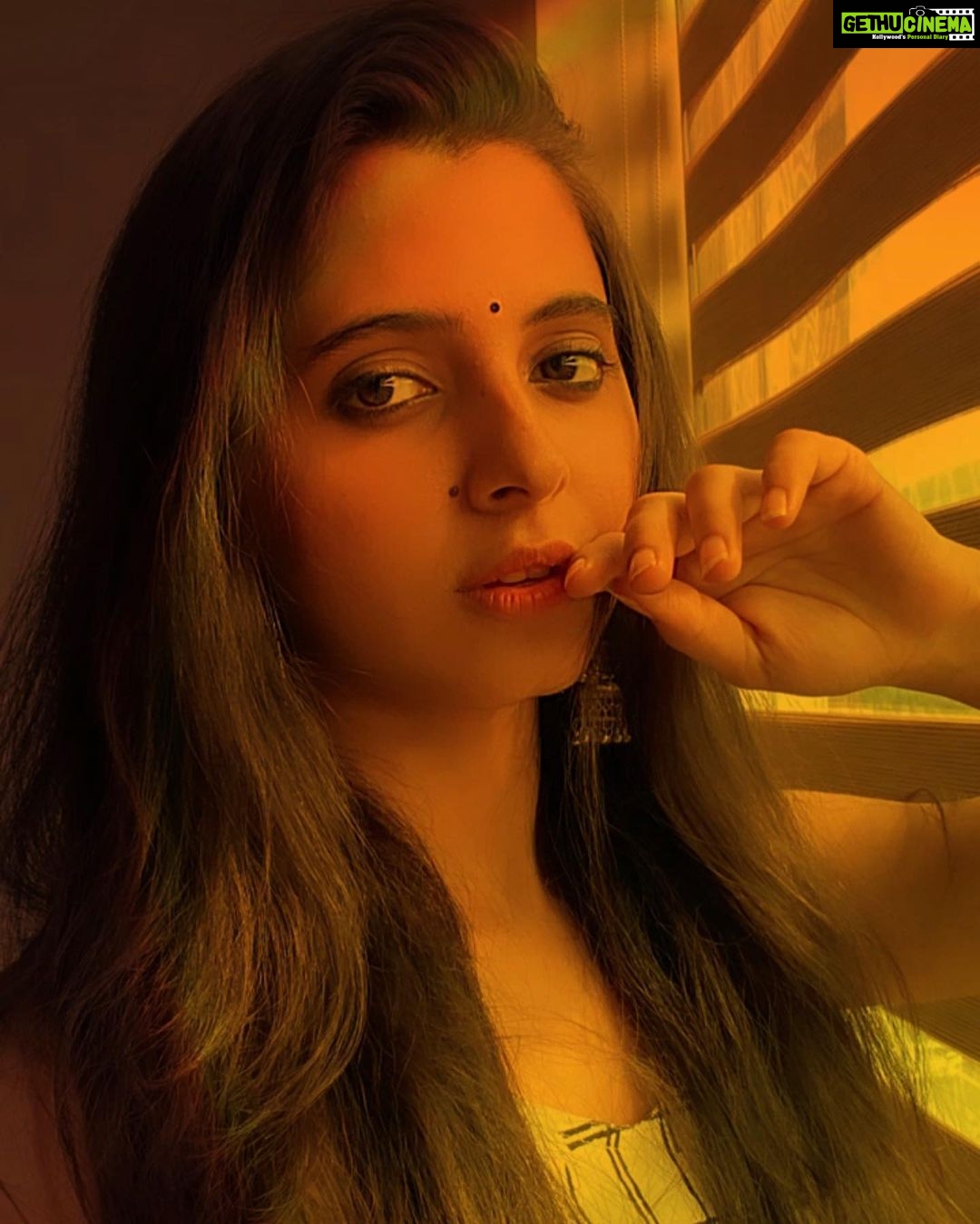 Preethi Asrani Instagram – 🌙 | Gethu Cinema