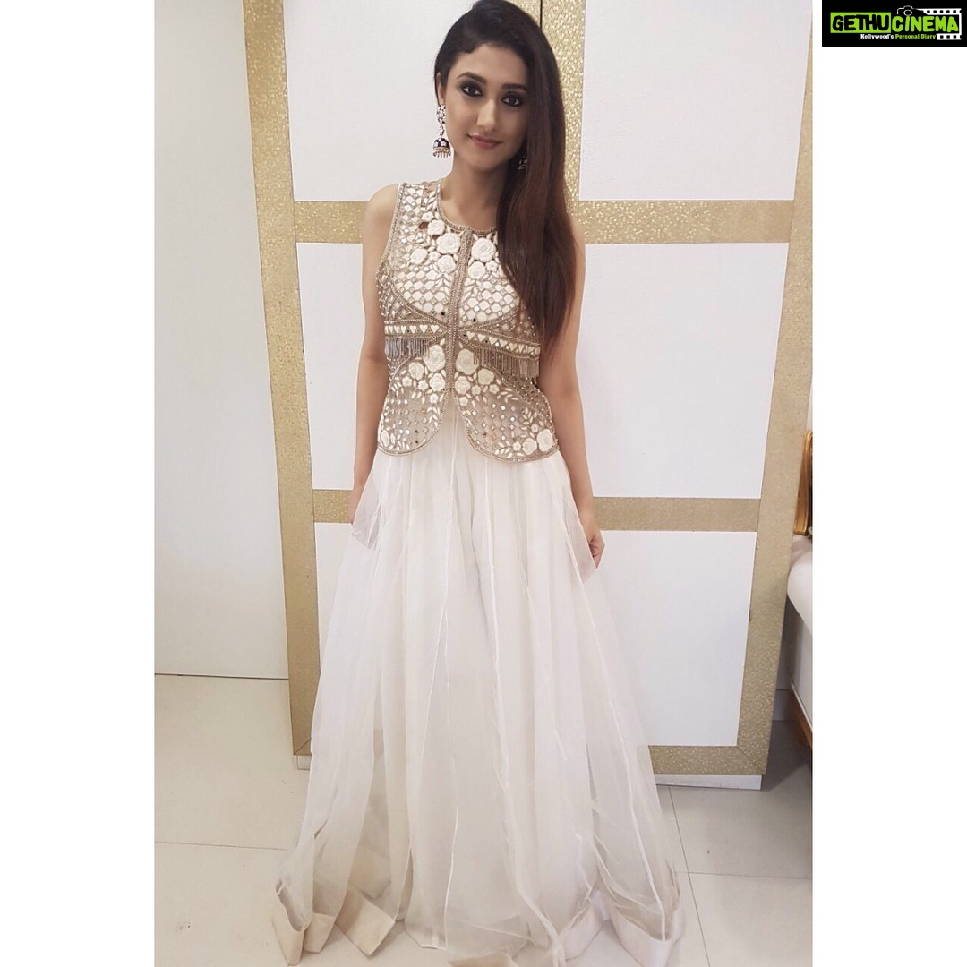 Ragini Khanna Instagram – #ootd #aboutyesterday #ganpaticelebrations # ...