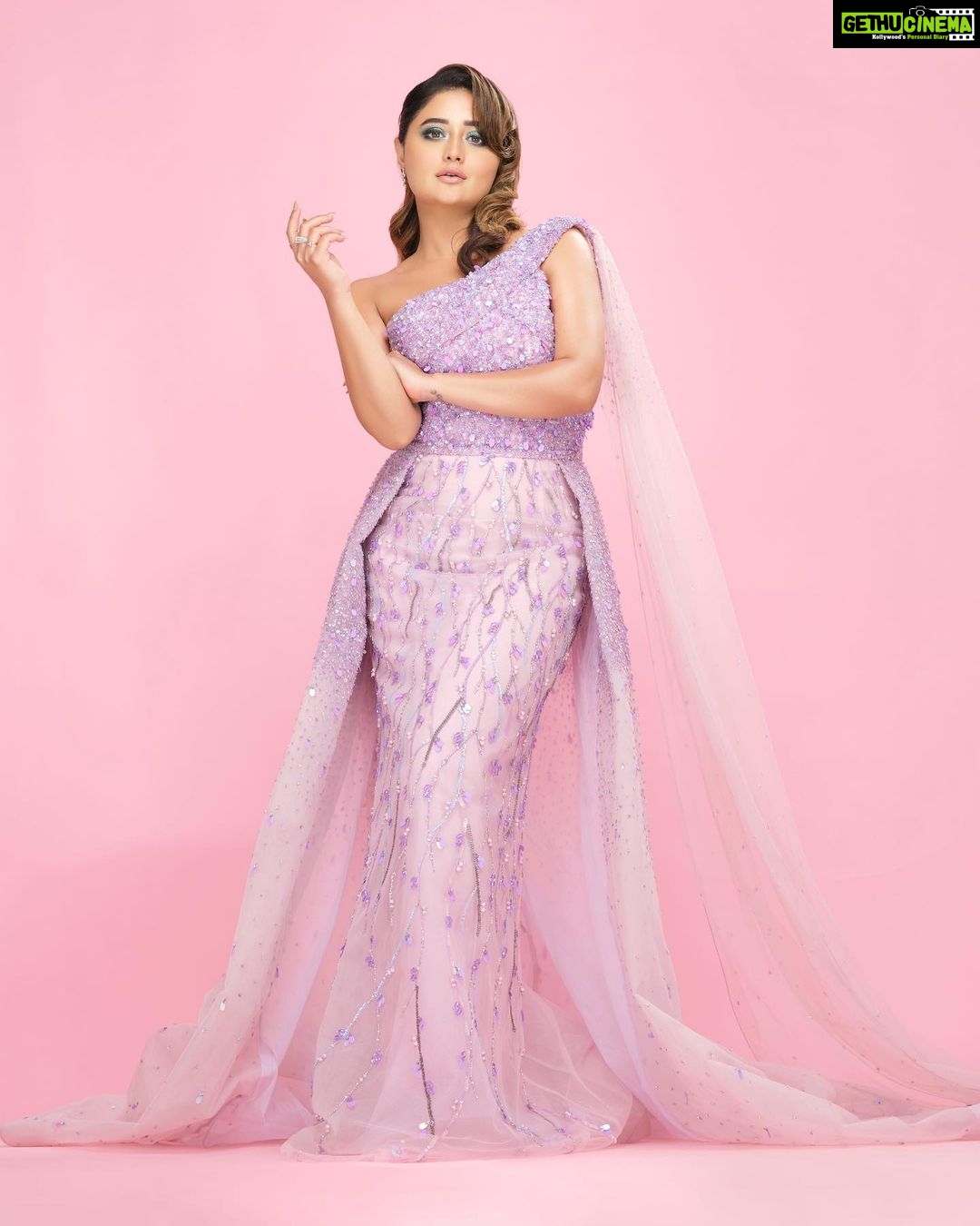 Actress Rashami Desai HD Instagram Photos and Wallpapers August 2022 ...