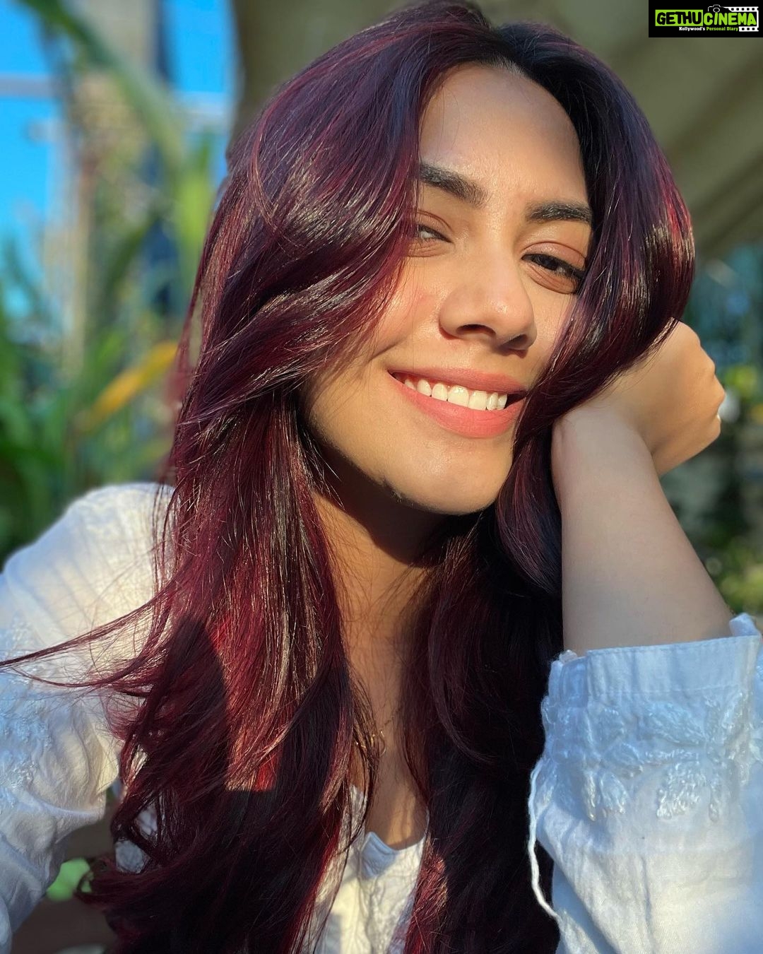Actress Reem Shaikh HD Photos and Wallpapers December 2022 | Gethu Cinema