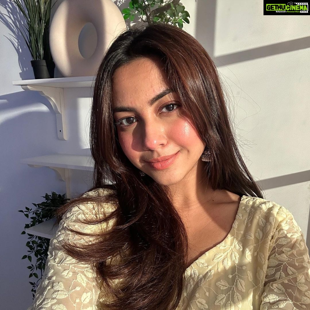 Reem Shaikh Instagram – Ramadan Ka-reem..🌙 | Gethu Cinema