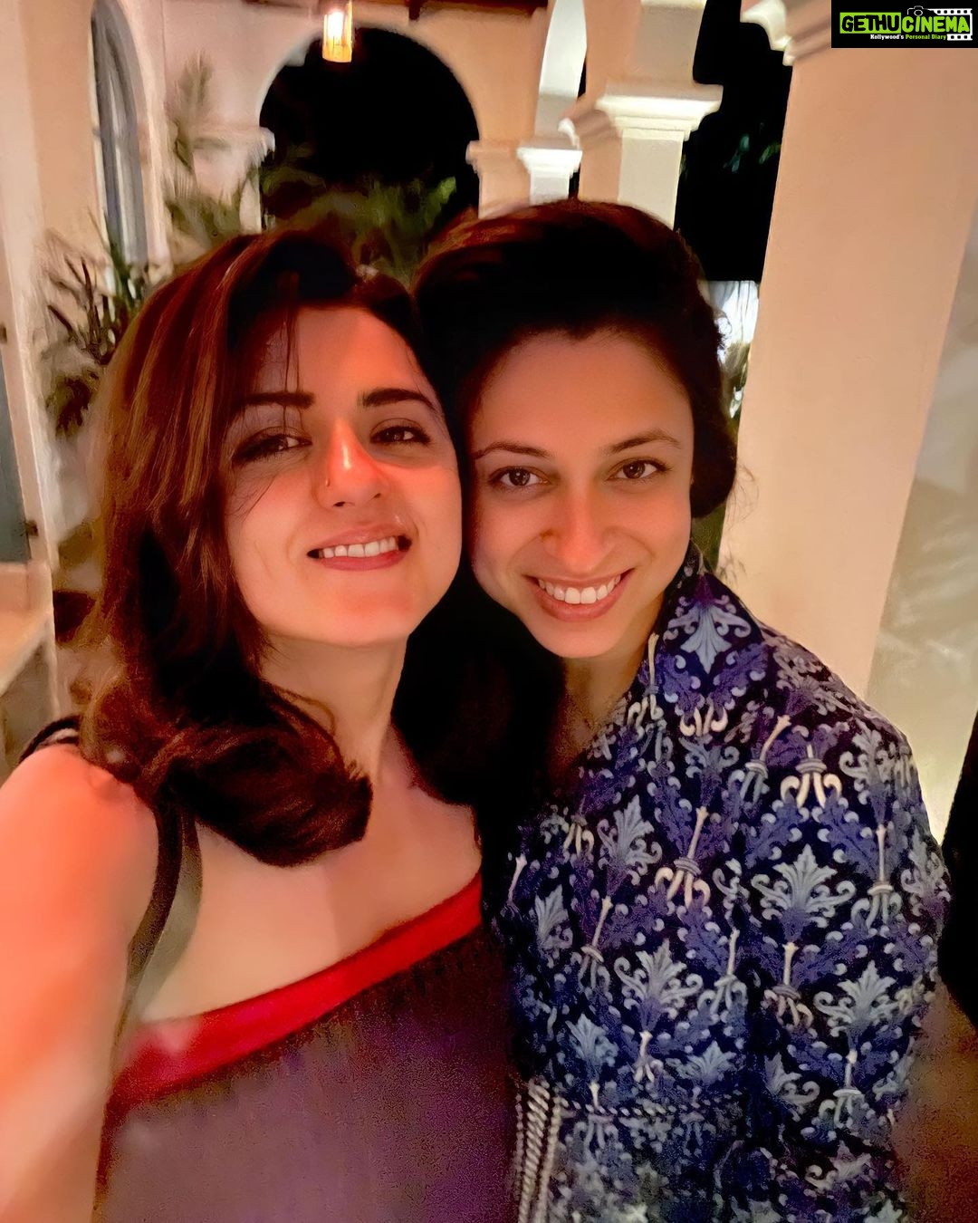 Actress Riddhi Dogra HD Photos and Wallpapers January 2023 - Gethu Cinema