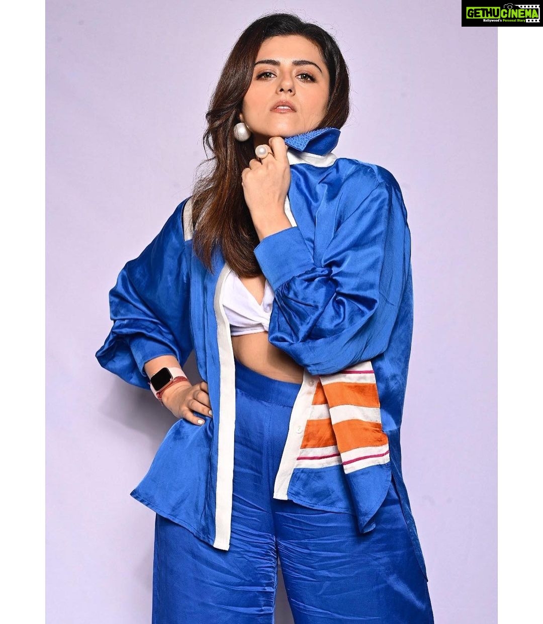 Actress Riddhi Dogra HD Instagram Photos and Wallpapers December 2022 | Gethu Cinema