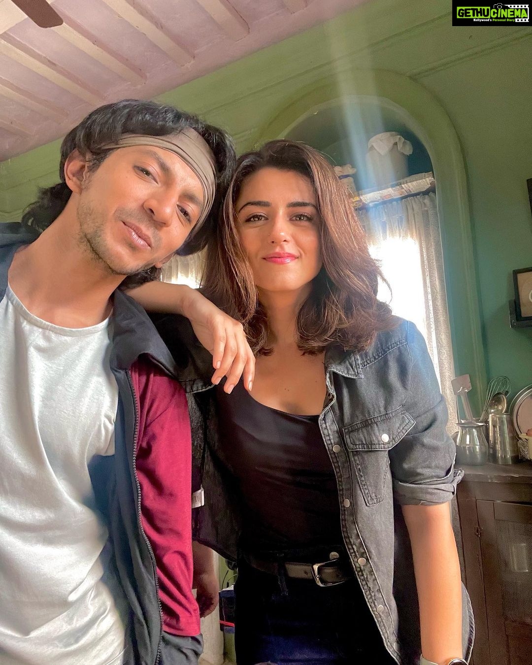 Riddhi Dogra's Most Liked Photos and Posts - Gethu Cinema