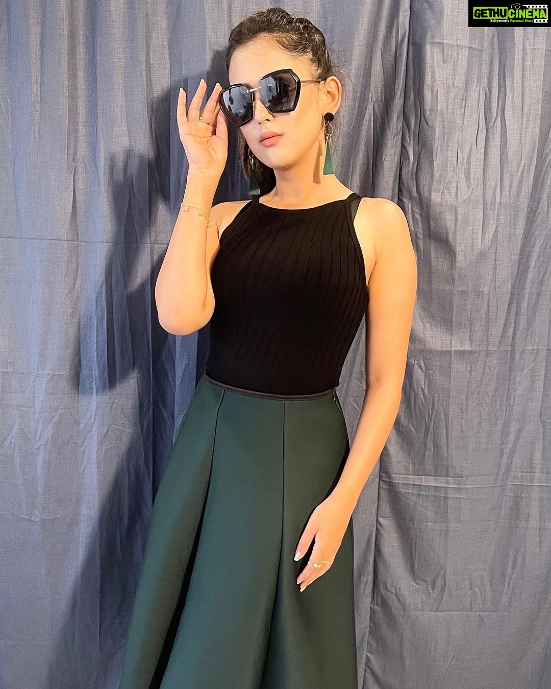 Actress Riya Sharma HD Instagram Photos and Wallpapers October 2021 ...