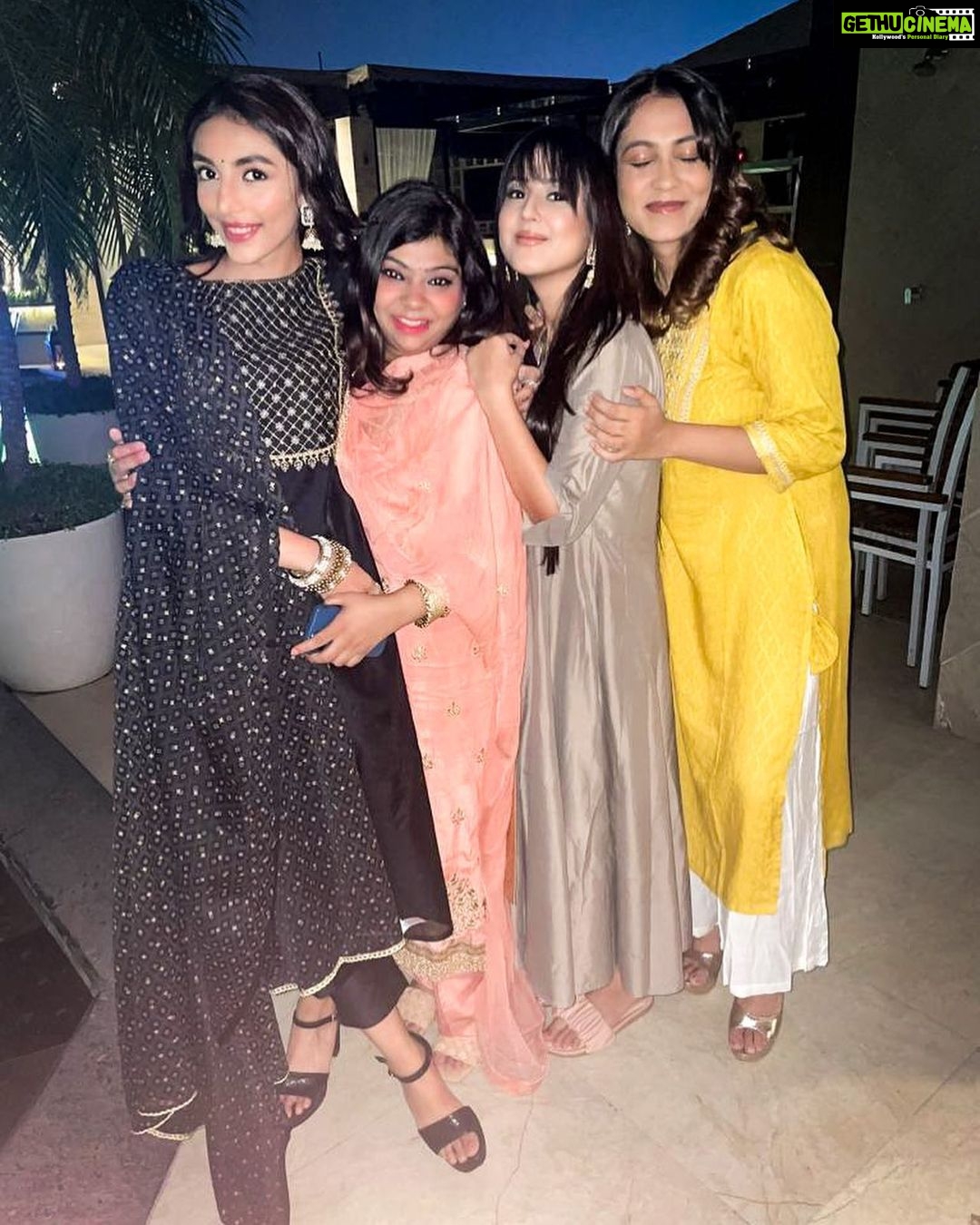 Riya Sharma Instagram – #diwali2021 with the most beautiful and the ...
