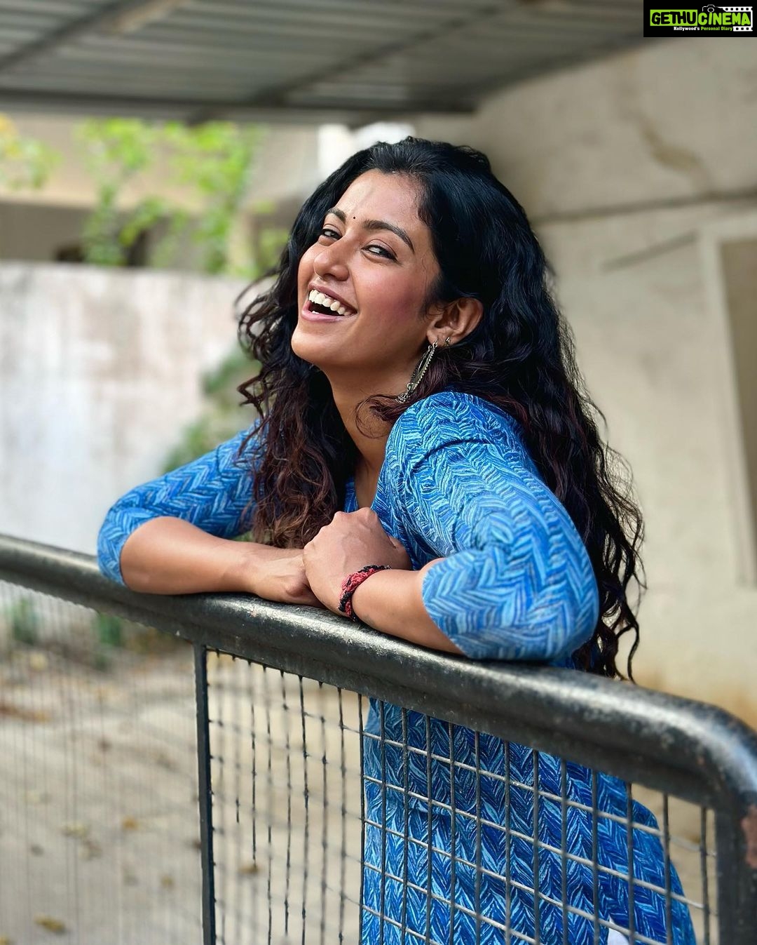 Roshini Haripriyan's Most Liked Photos and Posts - Gethu Cinema