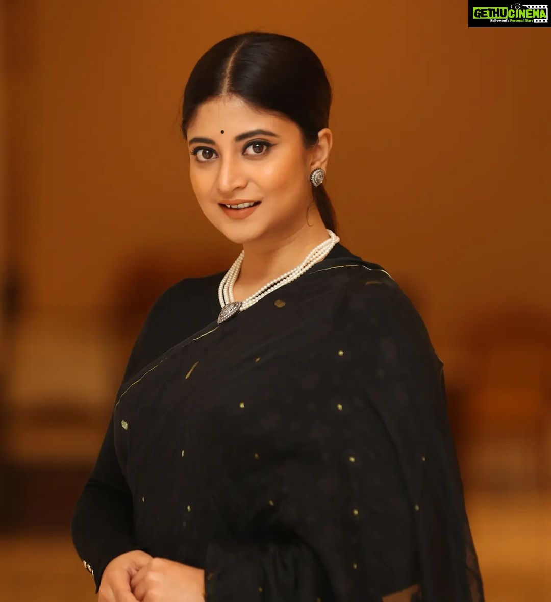 Actress Sandipta Sen HD Photos and Wallpapers December 2022 - Gethu Cinema