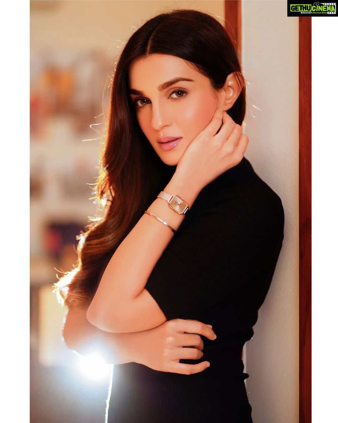 Shiny Doshi Instagram – Wear your heart on your sleeve with ...