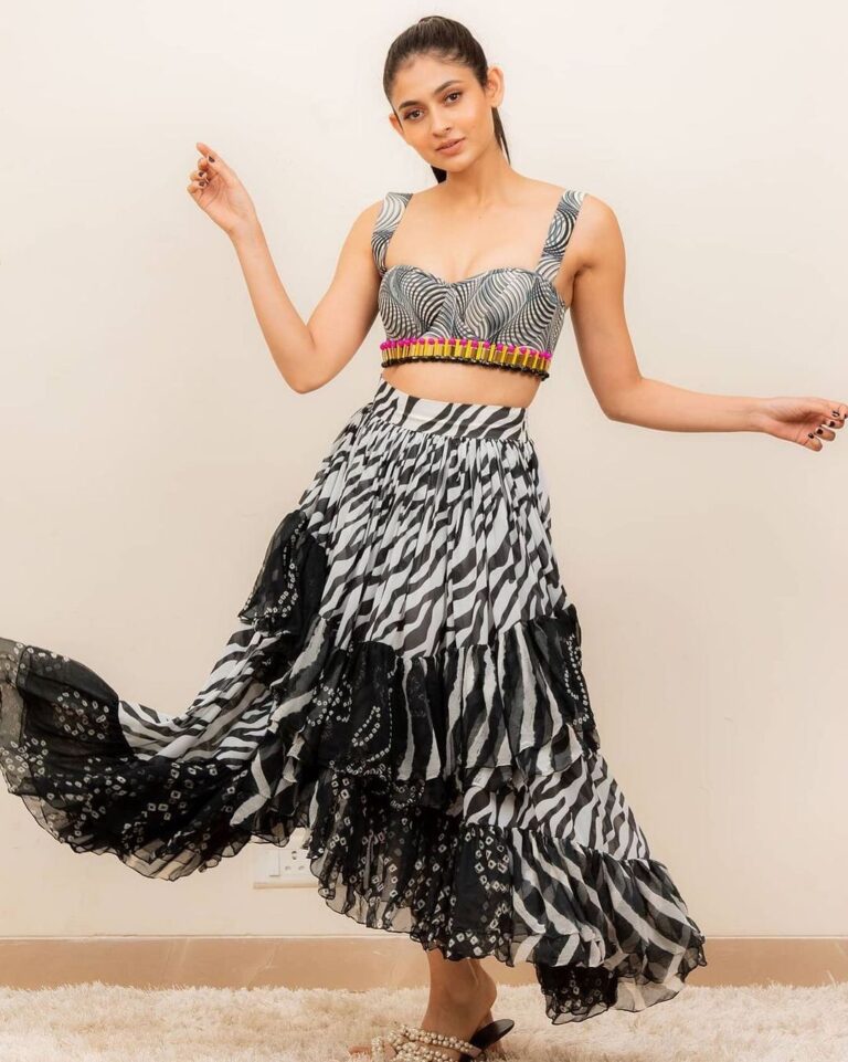 Actress Shivangi Khedkar HD Photos and Wallpapers May 2022 | Gethu Cinema