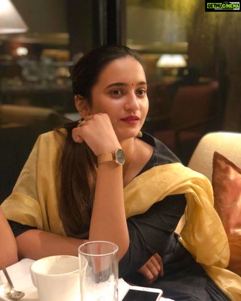 Actress Shivani Surve HD Instagram Photos and Wallpapers November 2020 ...