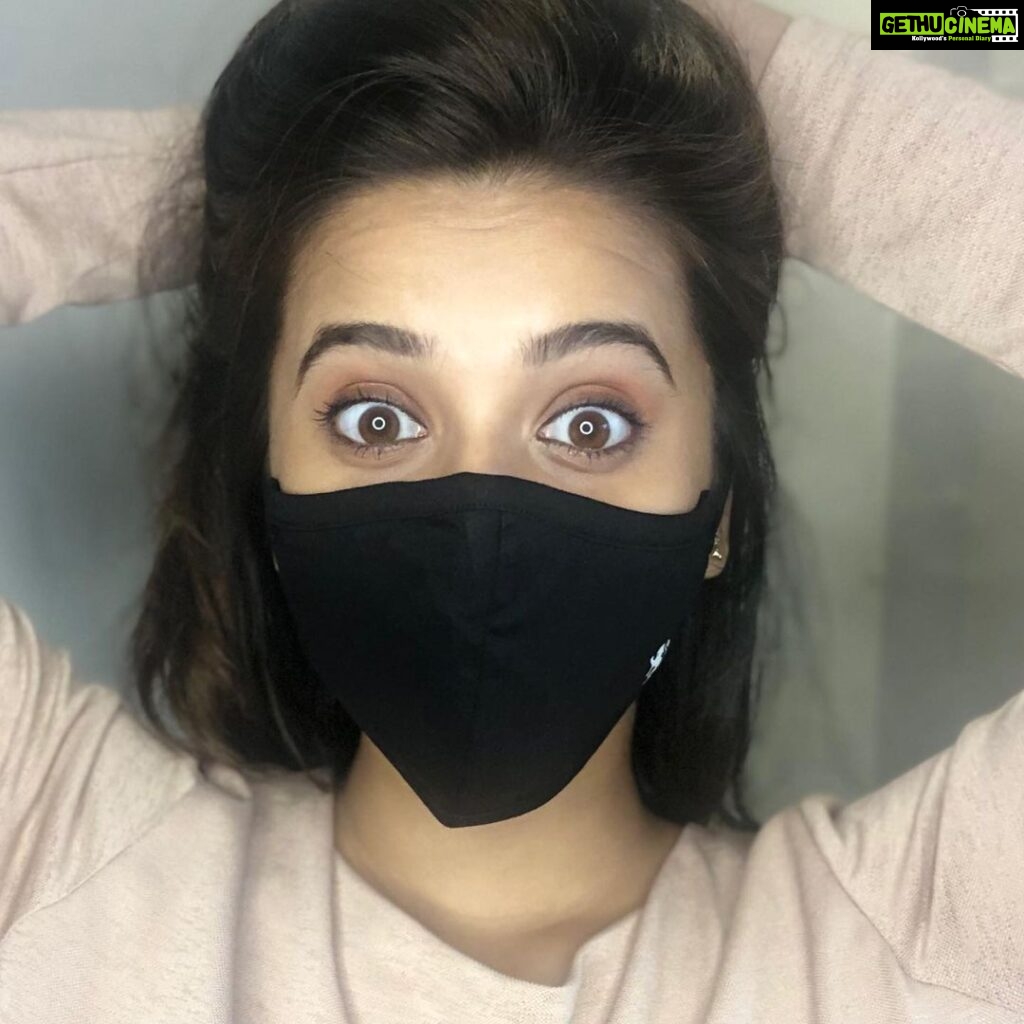 Shivani Surve Instagram – “The best foundation you can wear is glowing ...