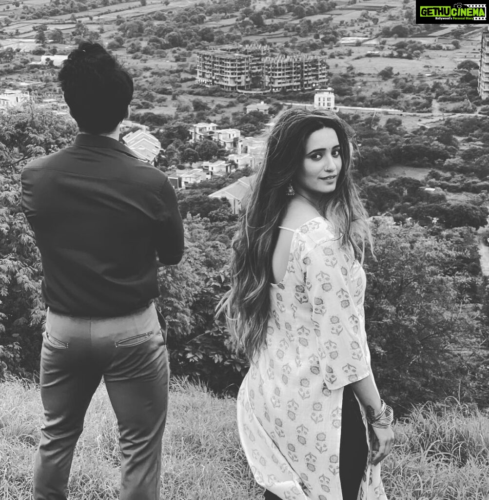 Actress Shivani Surve HD Instagram Photos and Wallpapers December 2022 ...