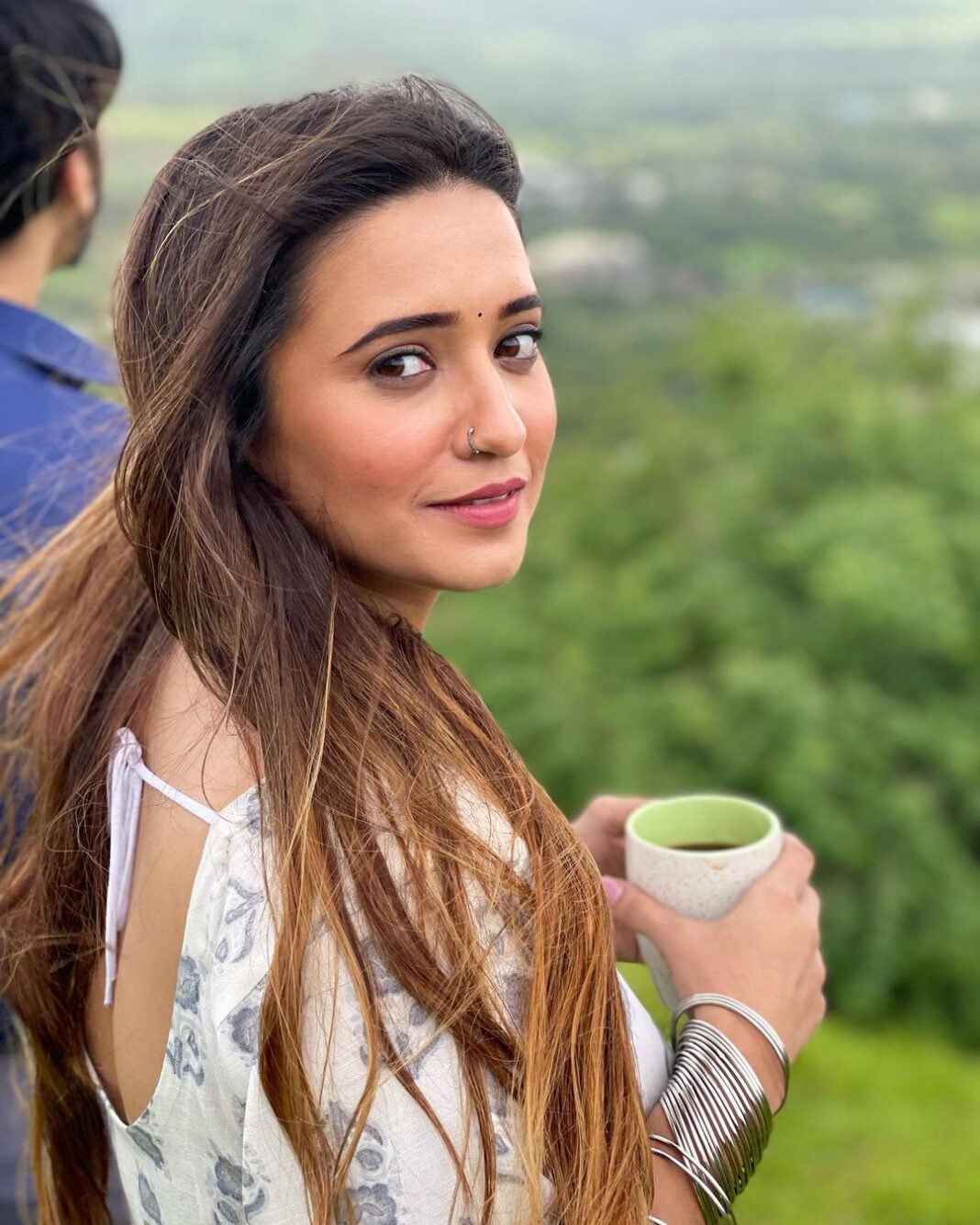 Actress Shivani Surve HD Photos and Wallpapers December 2022 - Gethu Cinema