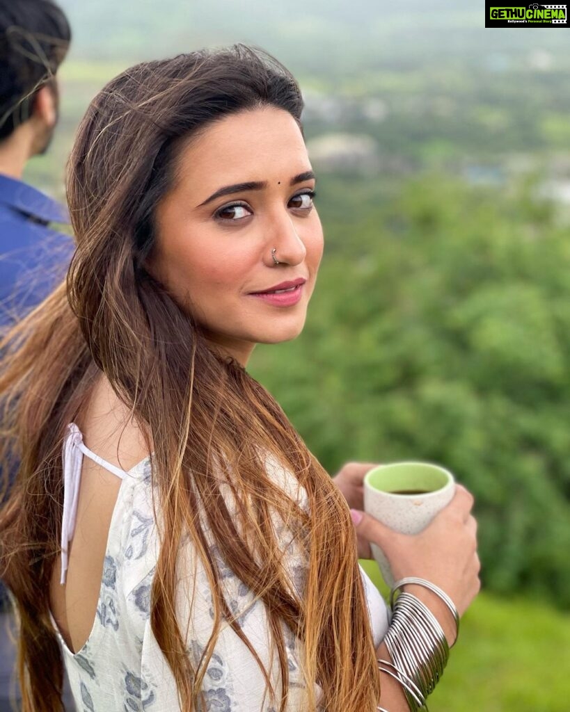 Actress Shivani Surve HD Instagram Photos and Wallpapers December 2022 ...
