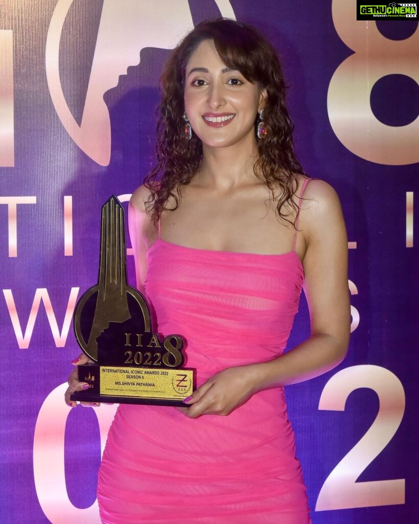 Actress Shivya Pathania HD Instagram Photos and Wallpapers August 2022 ...