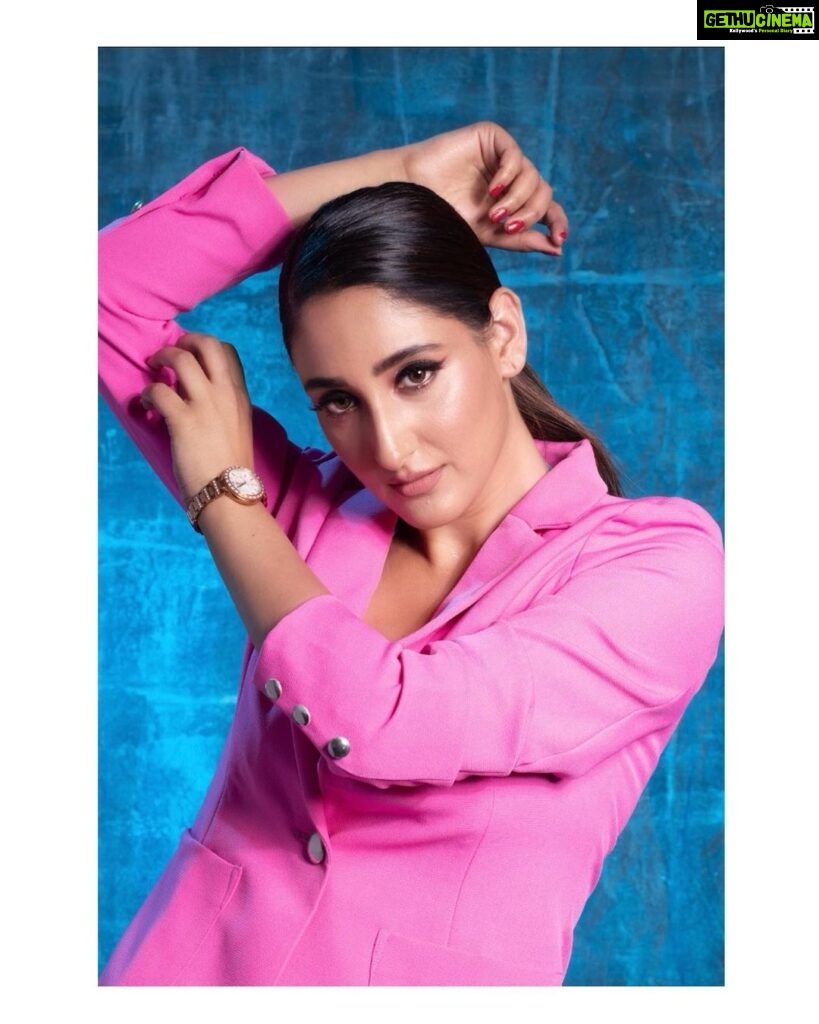 Actress Shivya Pathania HD Instagram Photos and Wallpapers July 2022 ...