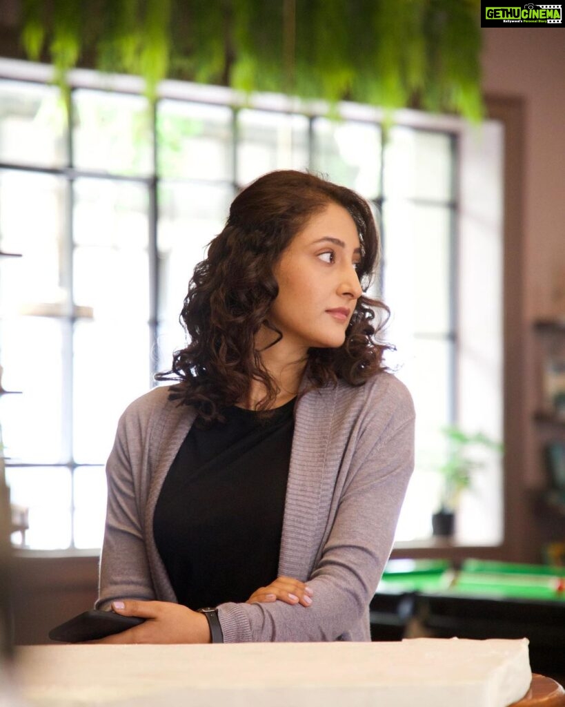 Actress Shivya Pathania HD Instagram Photos and Wallpapers August 2022 ...