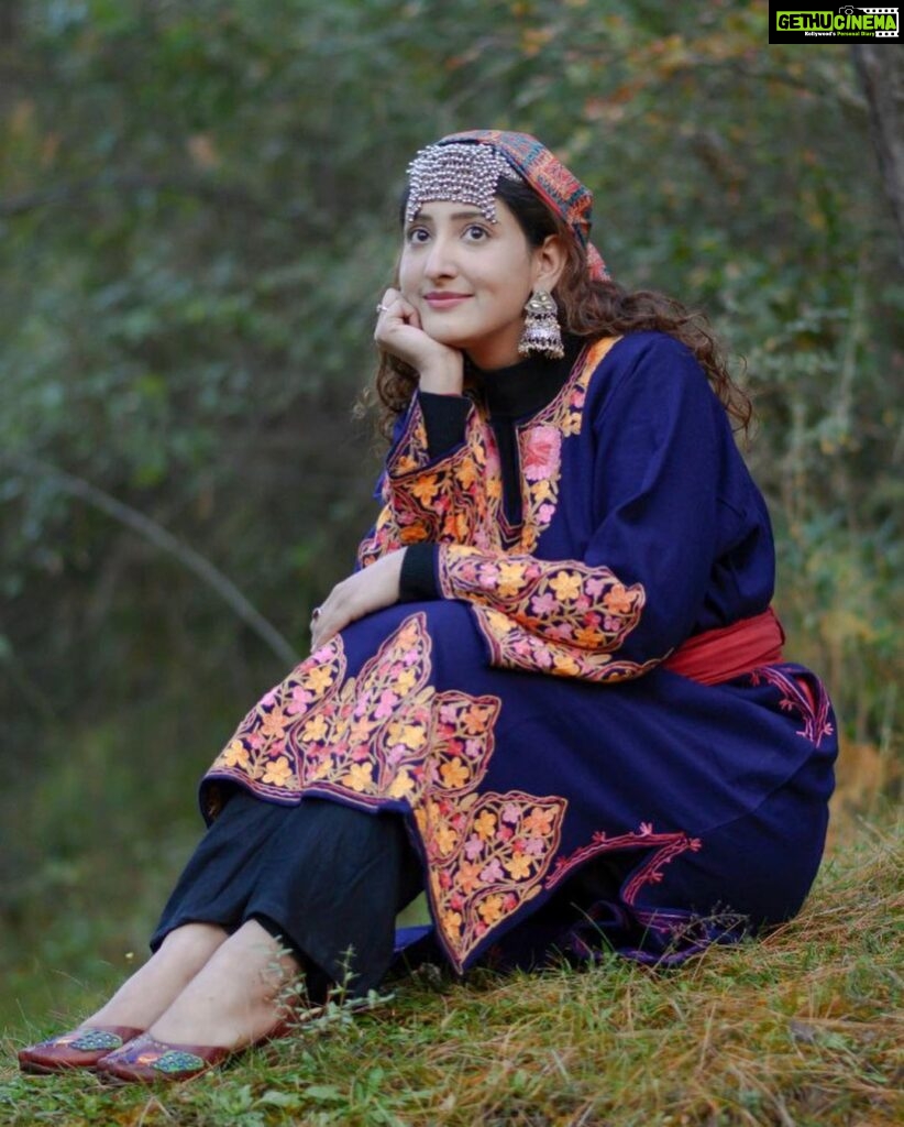 Actress Shivya Pathania HD Photos and Wallpapers February 2023 - Gethu ...