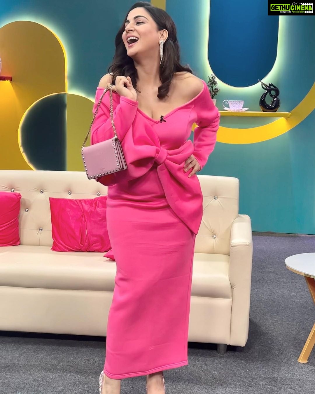 Actress Shraddha Arya HD Instagram Photos and Wallpapers March 2023 | Gethu Cinema