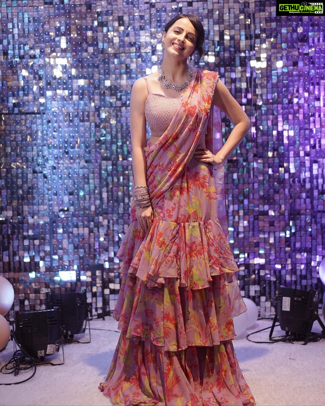 Actress Shrenu Parikh HD Photos And Wallpapers March 2023 Gethu Cinema Actress Shrenu Parikh HD Photos And Wallpapers March 2023 Gethu Cinema