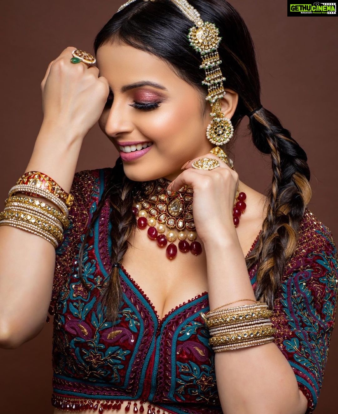 Actress Shrenu Parikh HD Instagram Photos and Wallpapers July 2022 ...