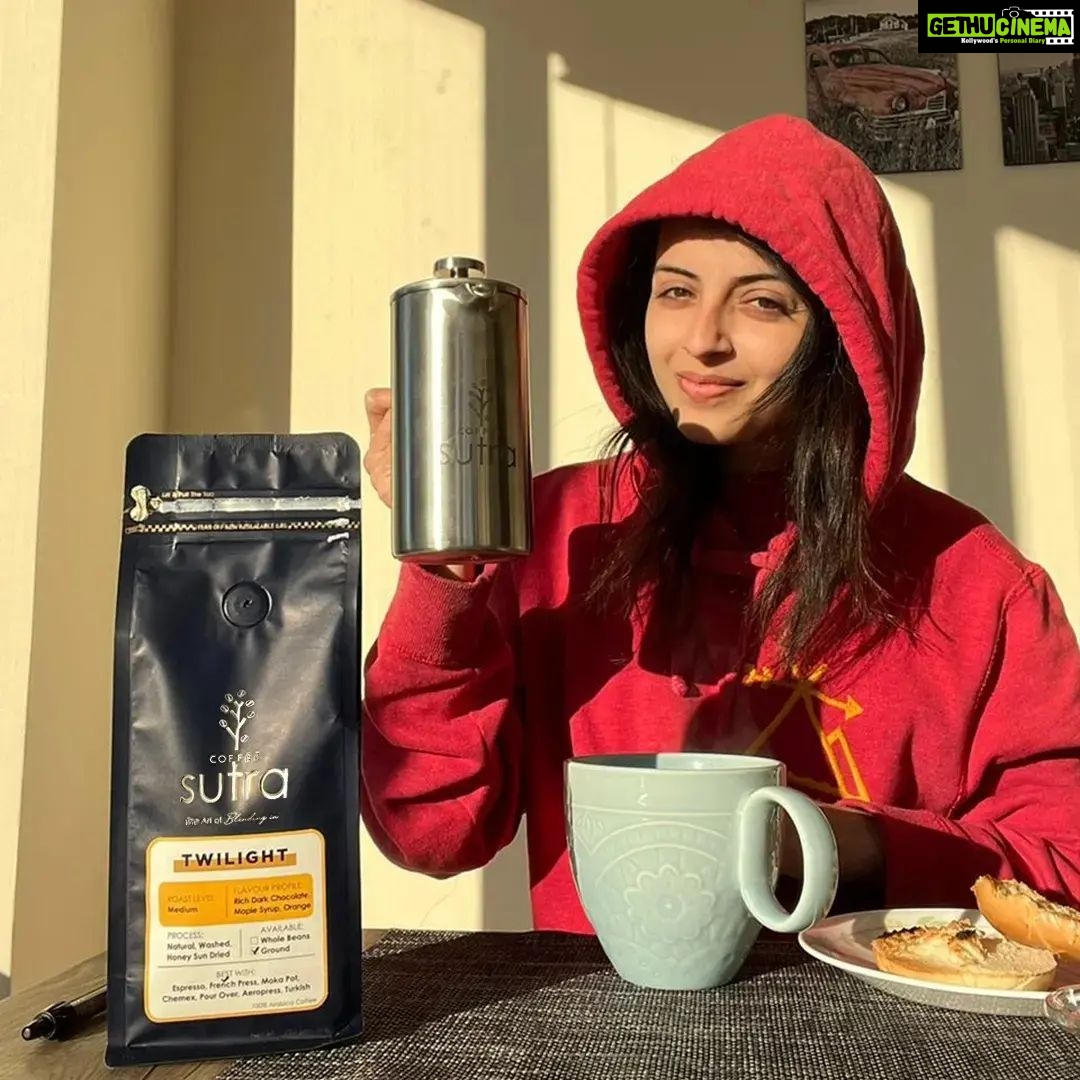 Shrenu Parikh Instagram – The super talented and celebrated actress ...