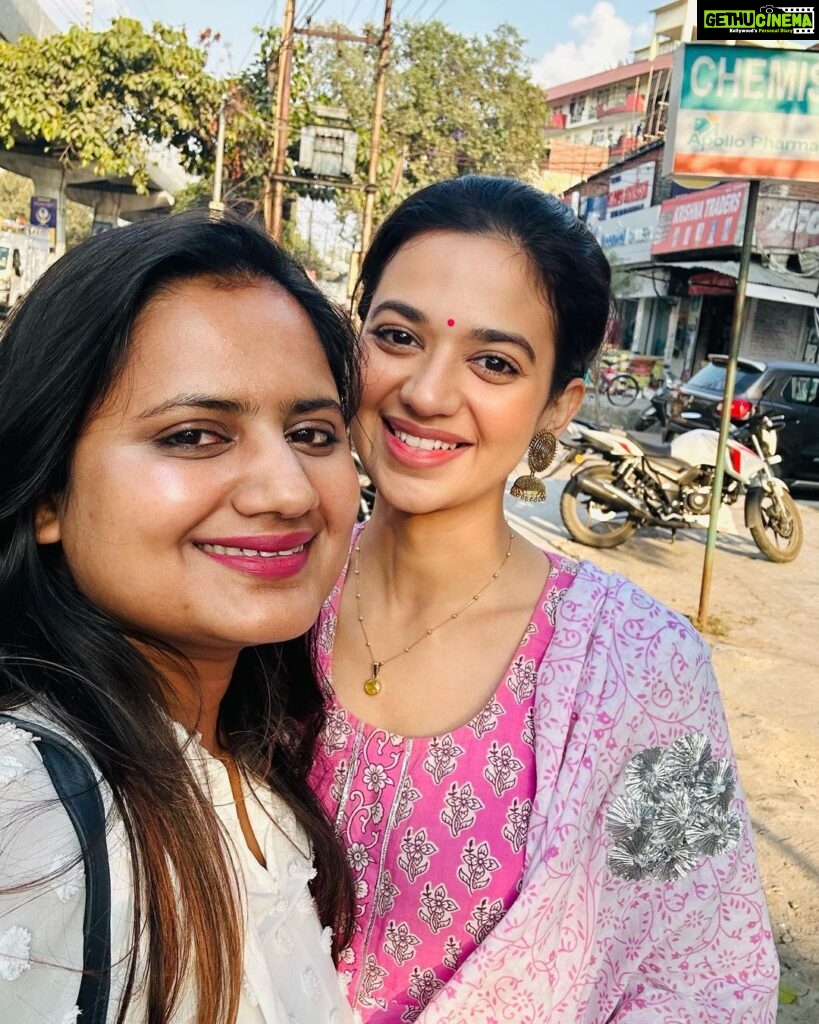 Actress Shruti Sharma HD Instagram Photos and Wallpapers April 2023 ...